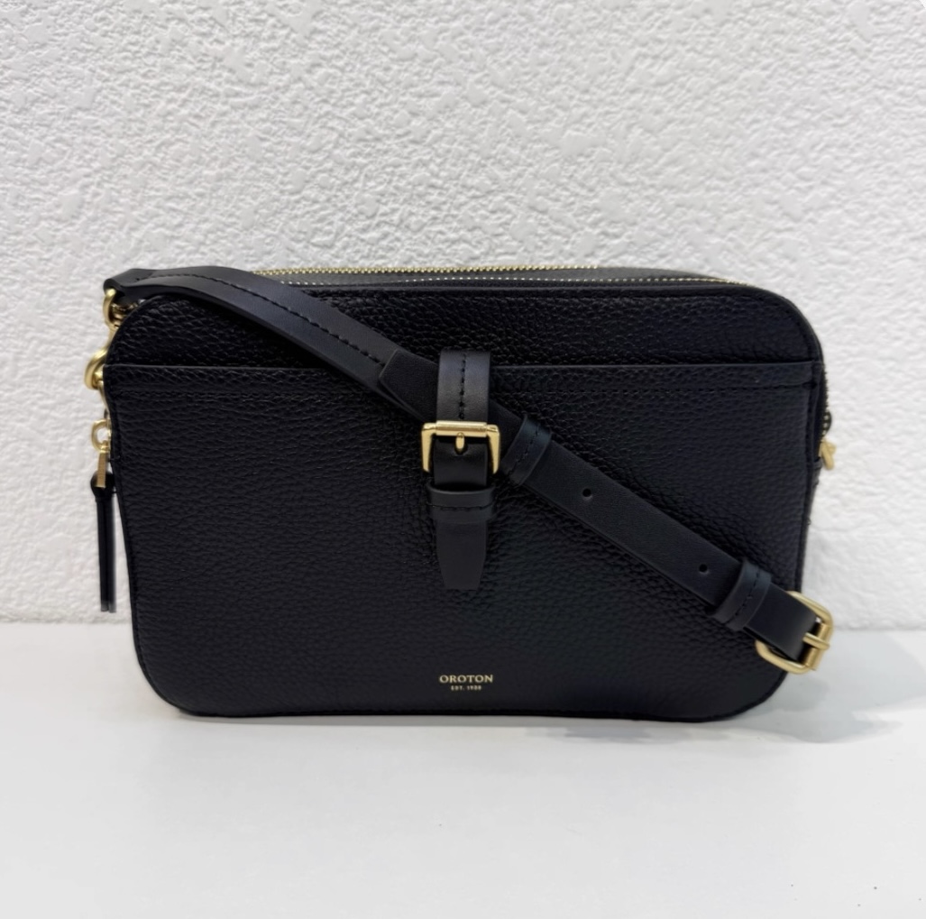 Black color Dylan Baguette Leather Bag New Without Tag And Dustbag
